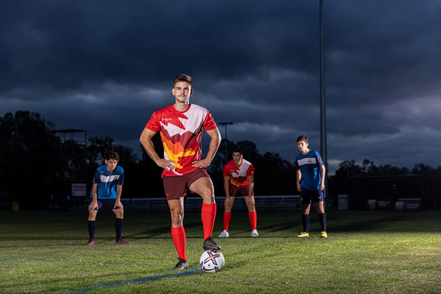 Custom Teamwear Clothing Australia | Casual Men Sportswear